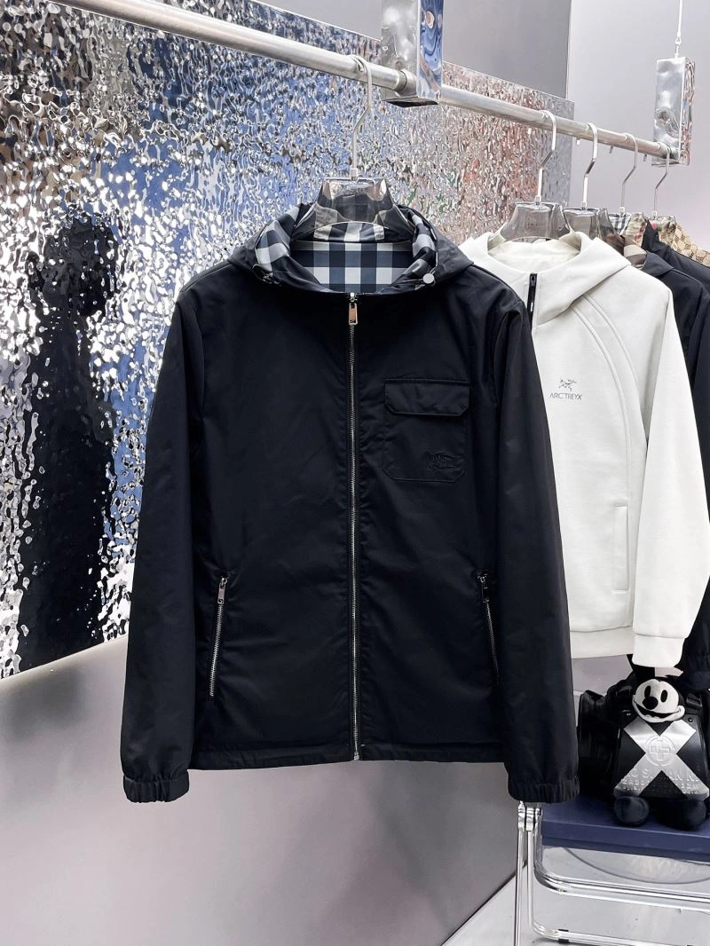 Brand-original Burberry Outwear
