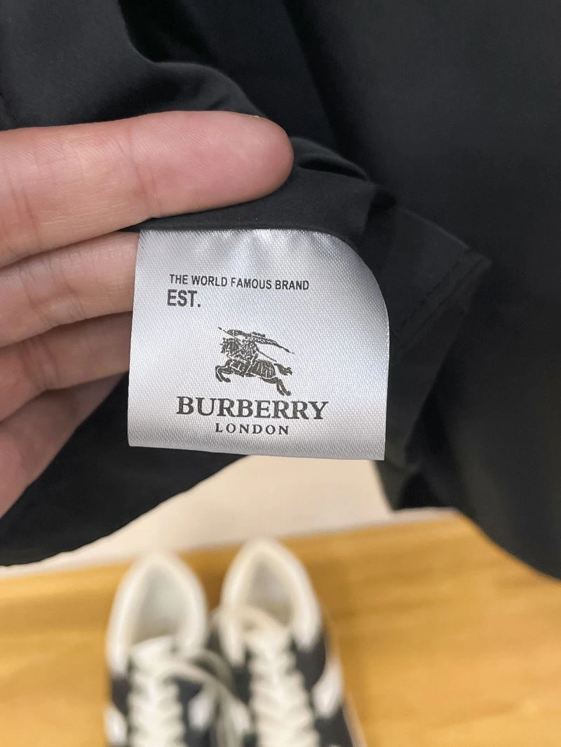 Top match Burberry Outwear