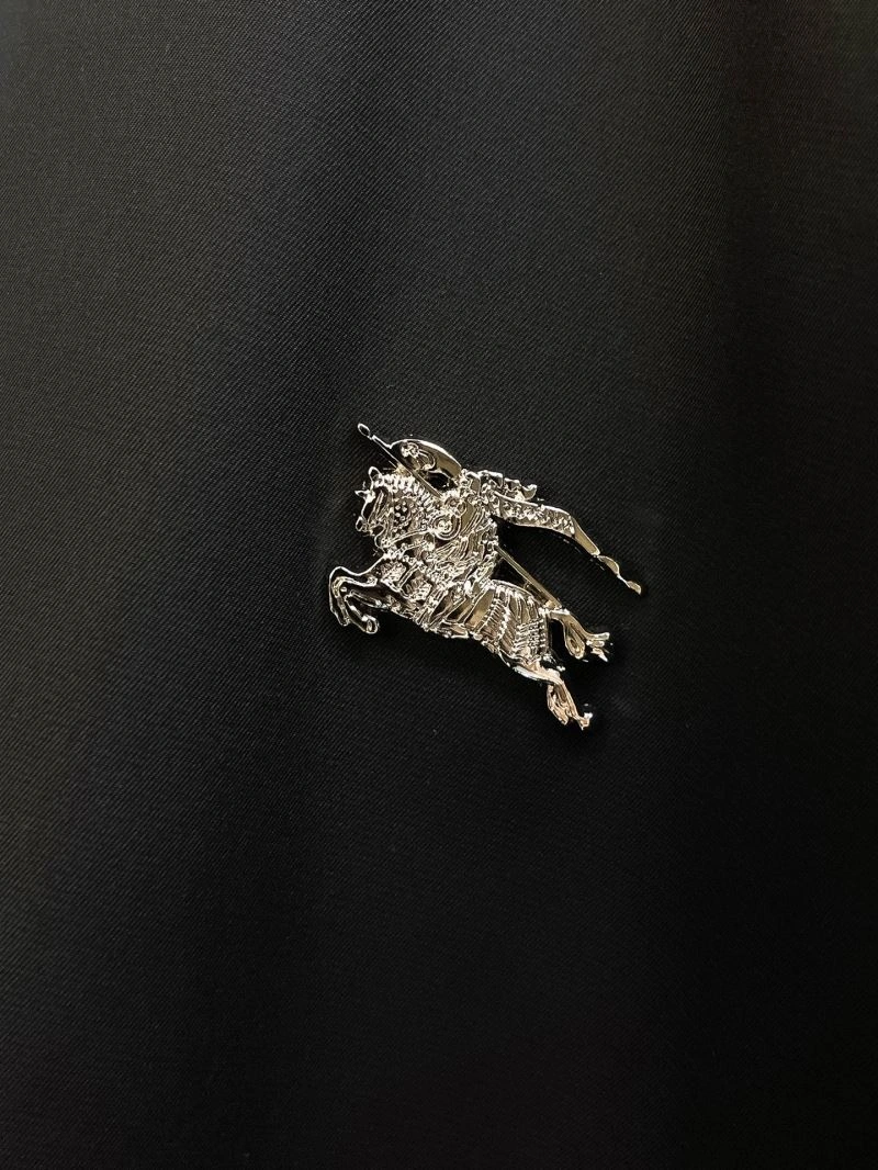 Accurate model Burberry Outwear