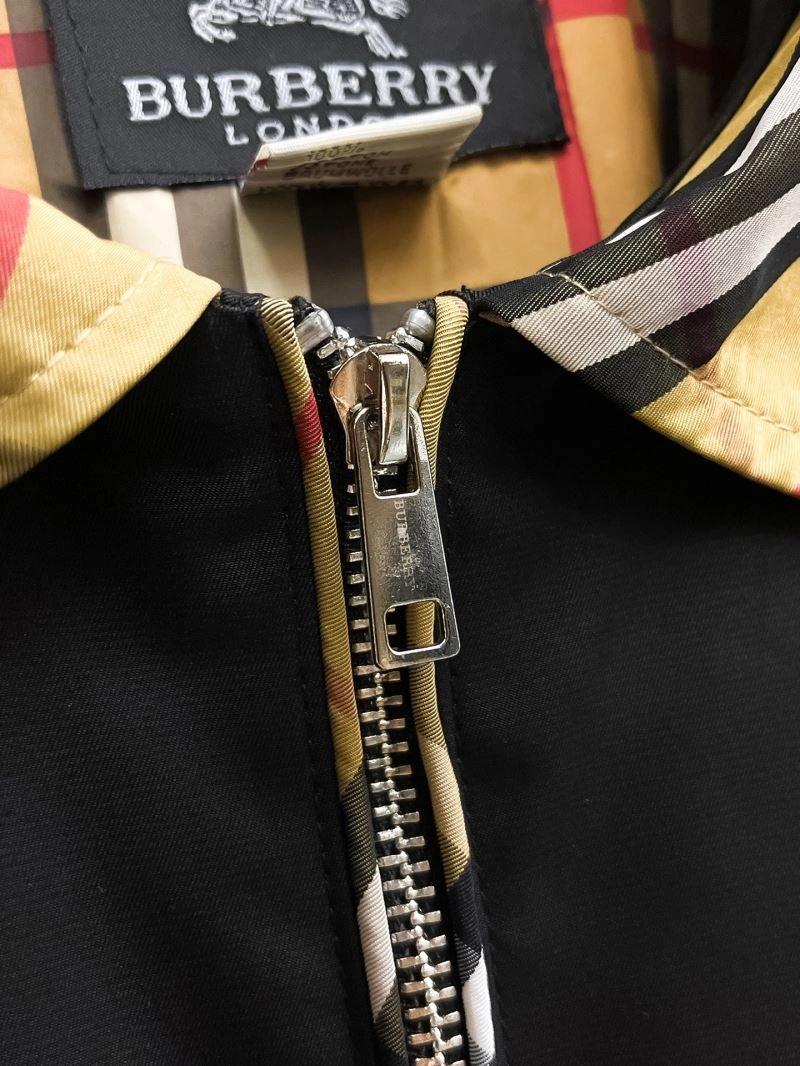 Accurate model Burberry Outwear