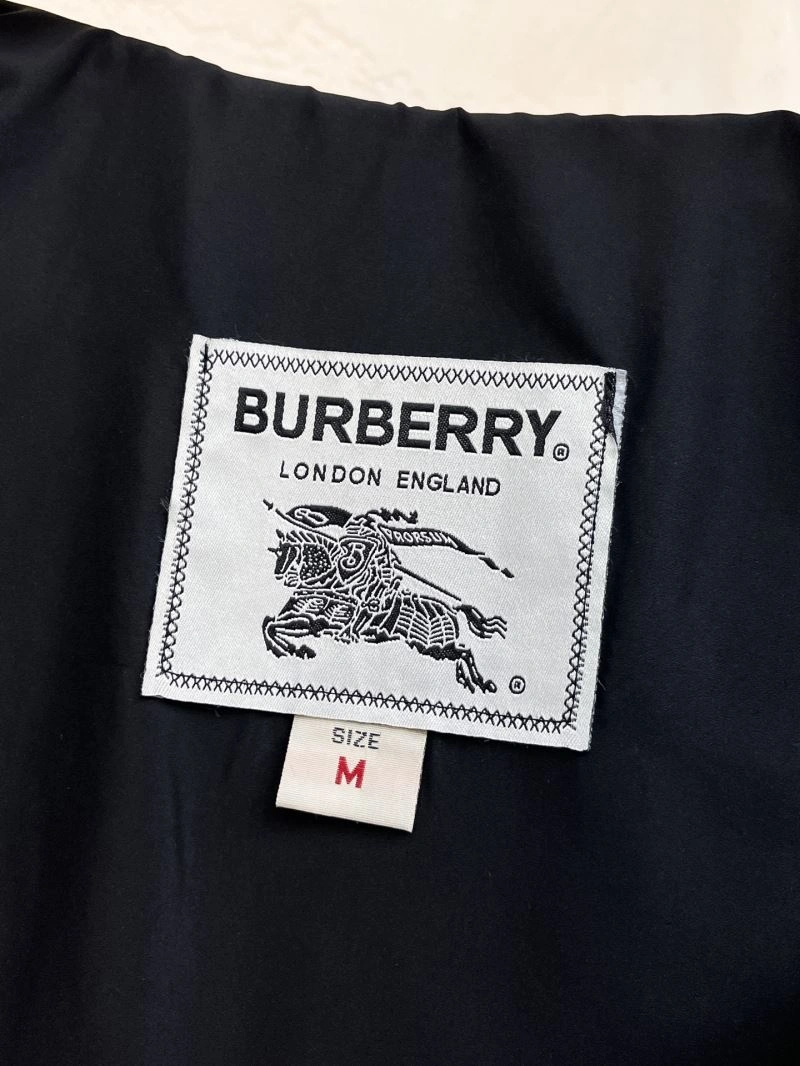 Low-cost Burberry Outwear
