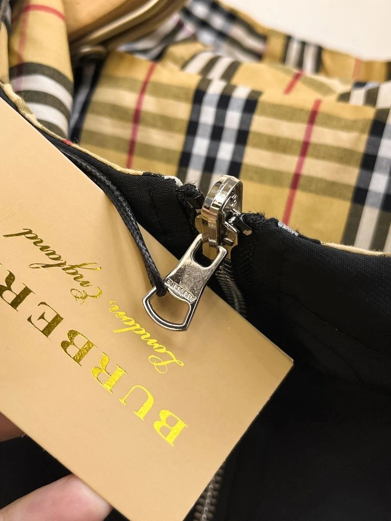 Brand-original Burberry Outwear