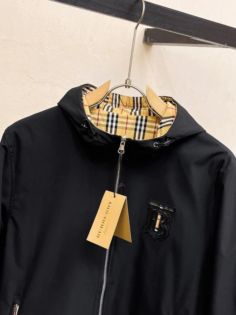 Brand-original Burberry Outwear