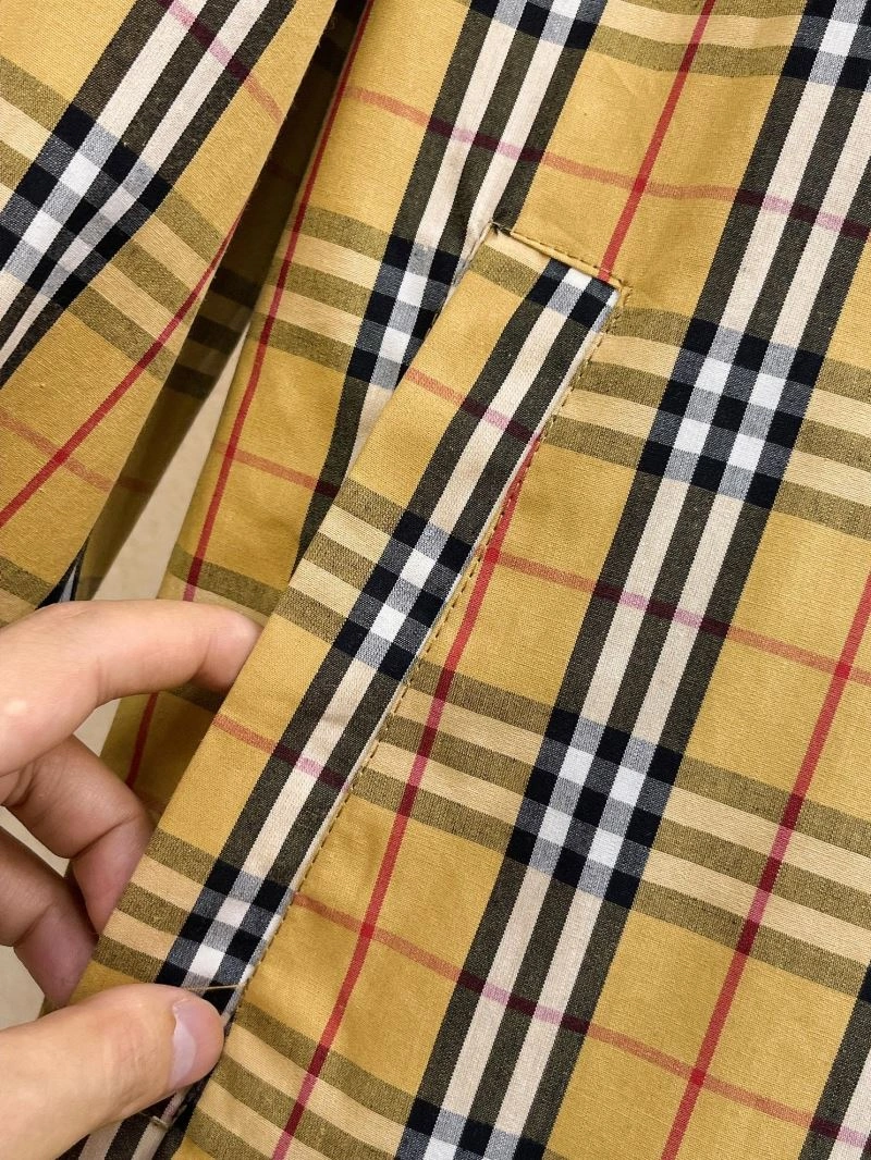 Brand-original Burberry Outwear