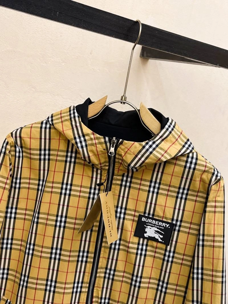 Brand-original Burberry Outwear