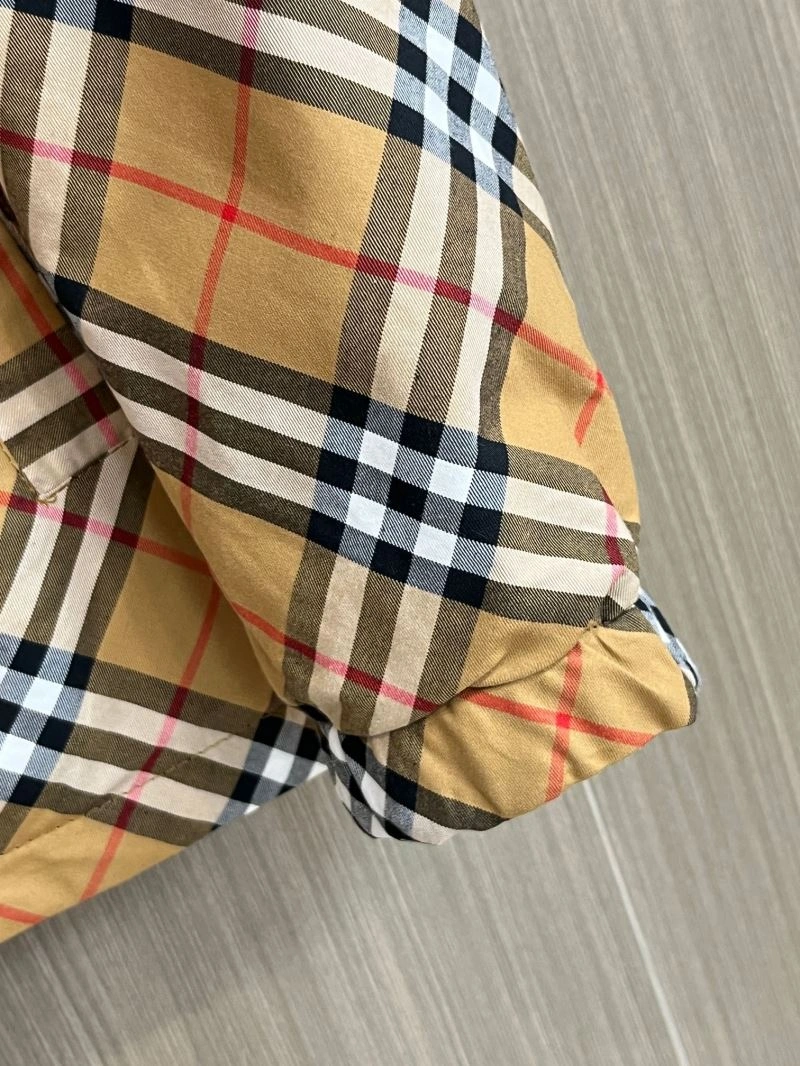 Brand-original Burberry Outwear