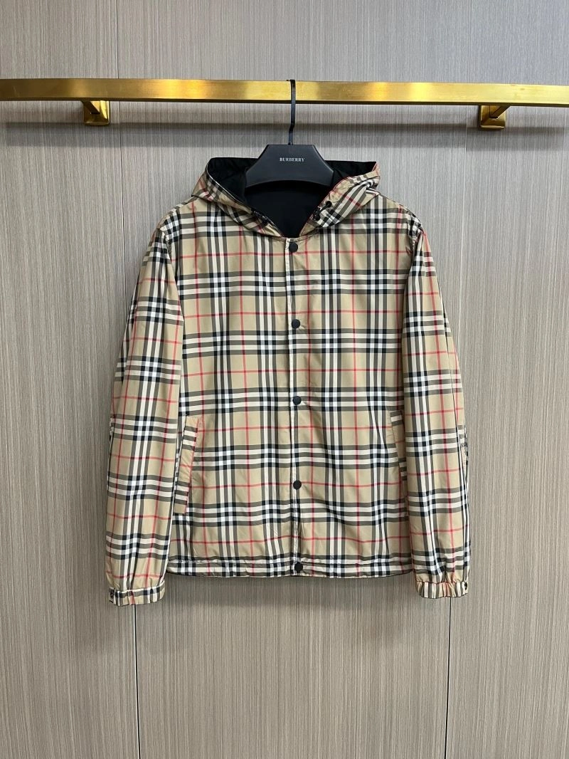 Discounted Burberry Outwear