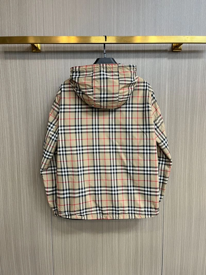 Discounted Burberry Outwear