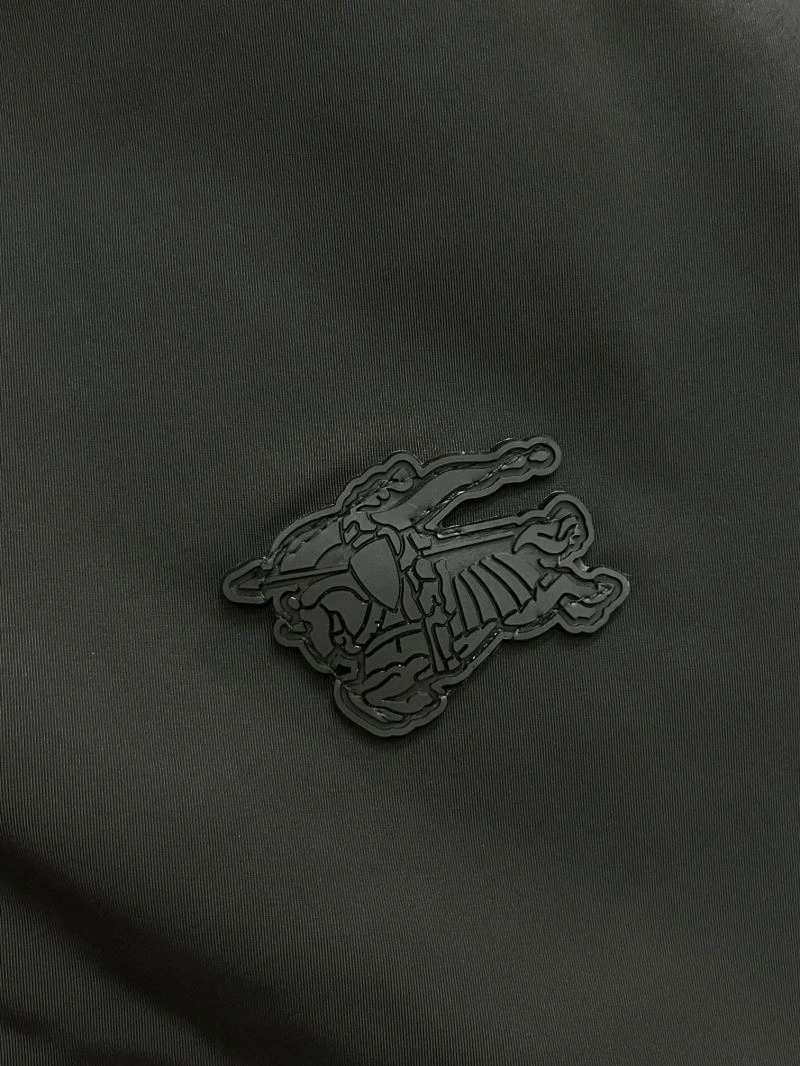 Discounted Burberry Outwear