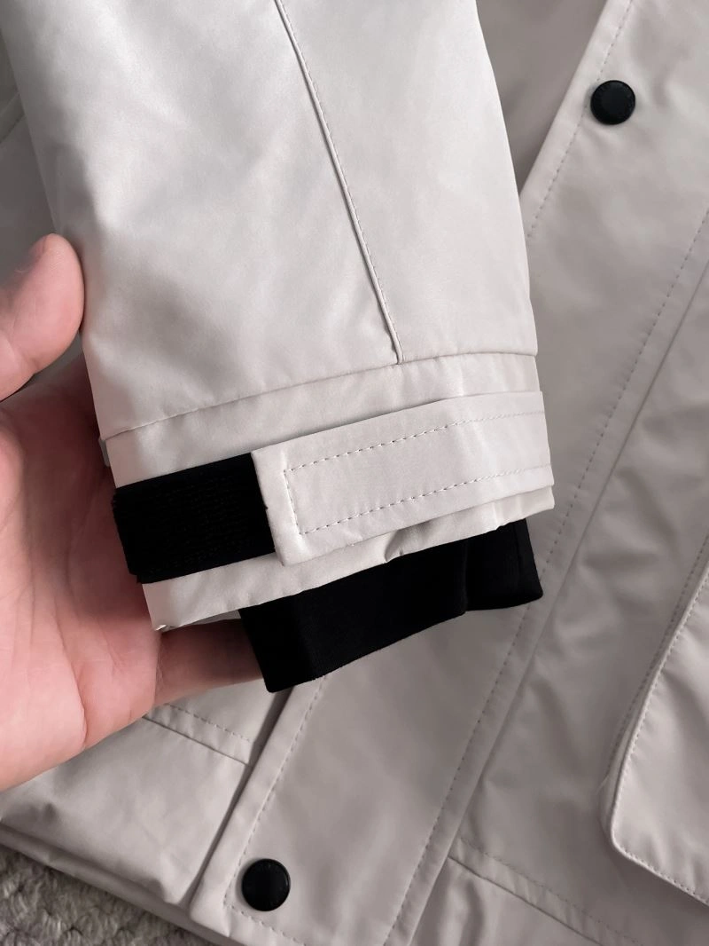 Economical Burberry Outwear