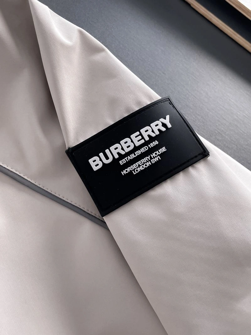 Economical Burberry Outwear