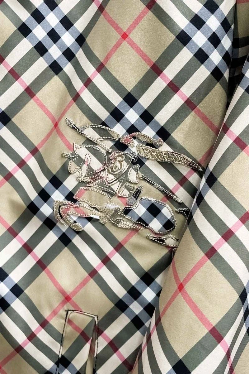 Brand-original Burberry Outwear
