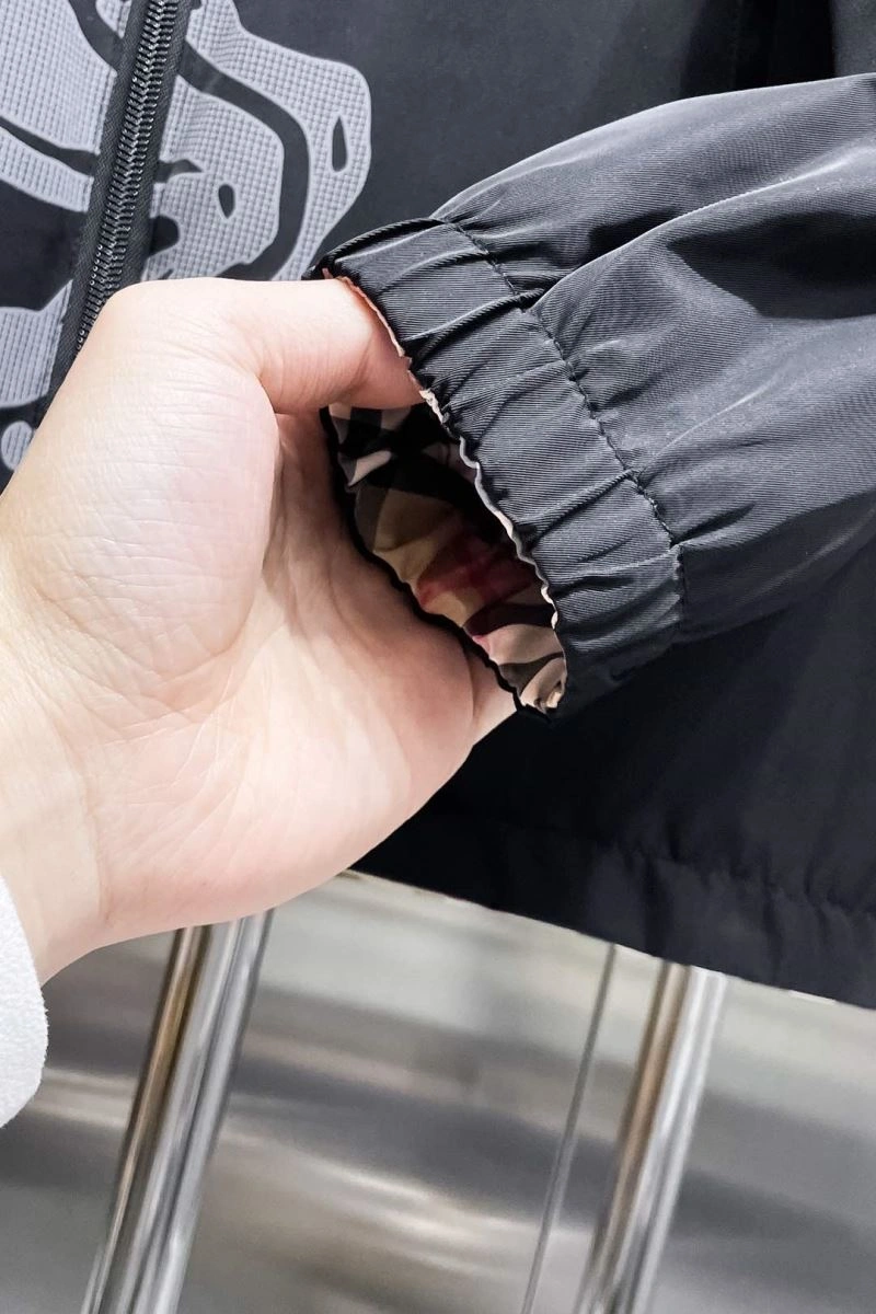 Brand-original Burberry Outwear