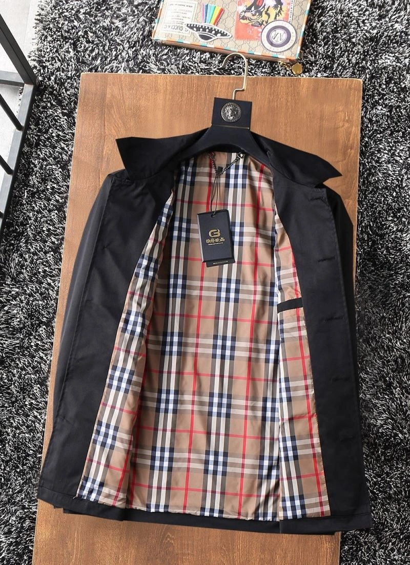 Bargain Burberry Outwear