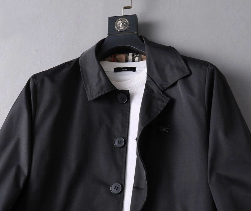 Bargain Burberry Outwear