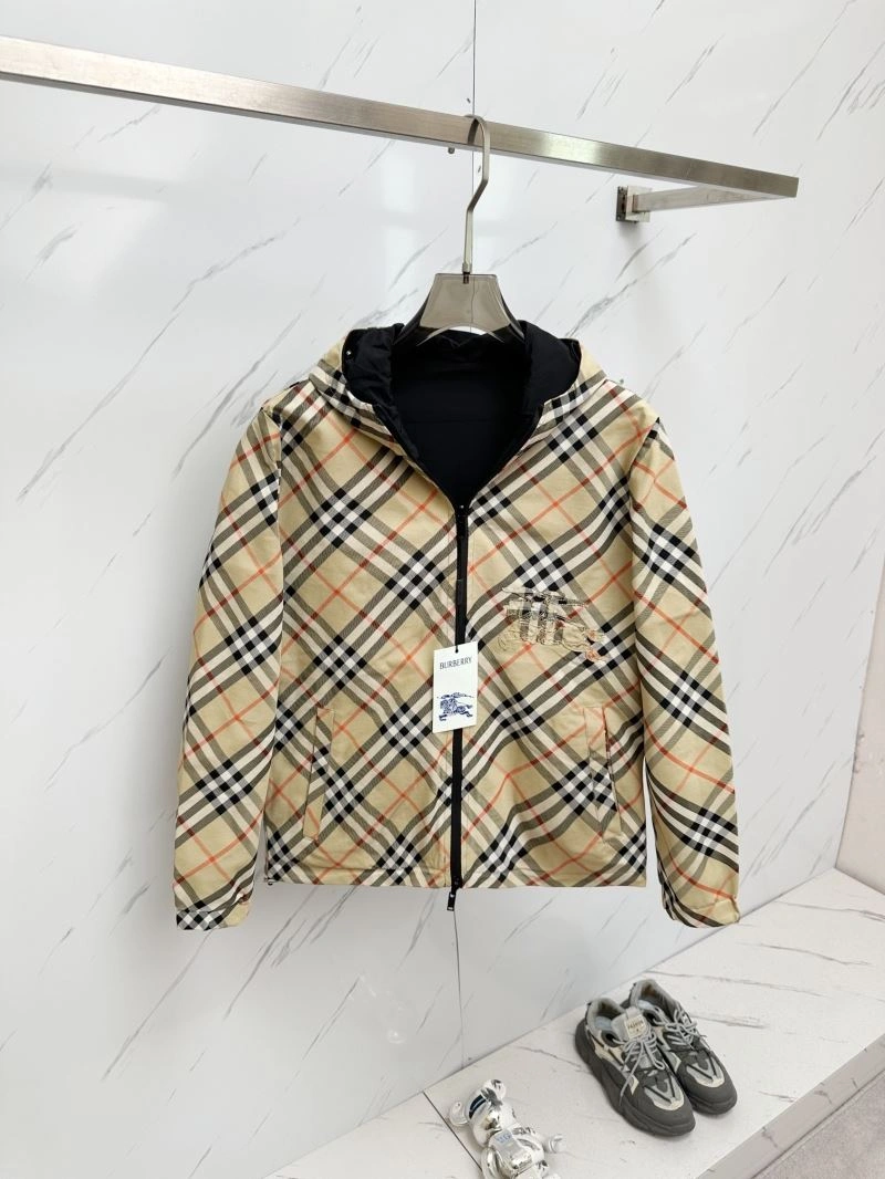 Brand-original Burberry Outwear