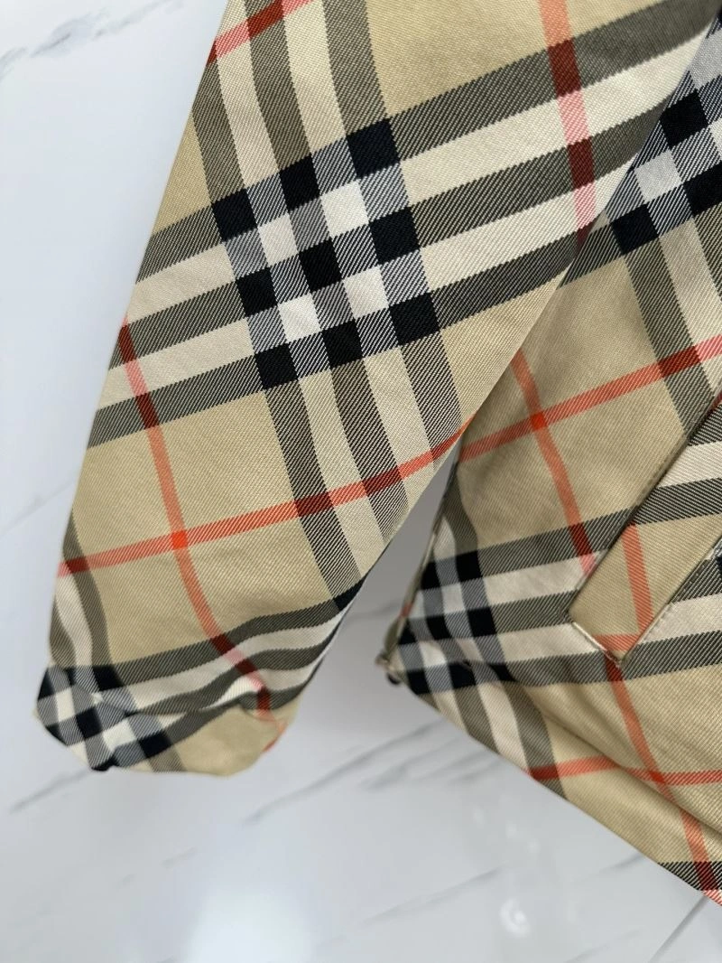 Brand-original Burberry Outwear