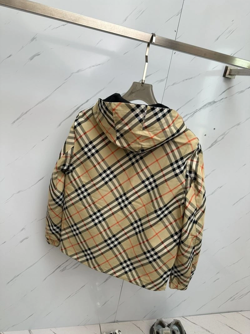 Brand-original Burberry Outwear