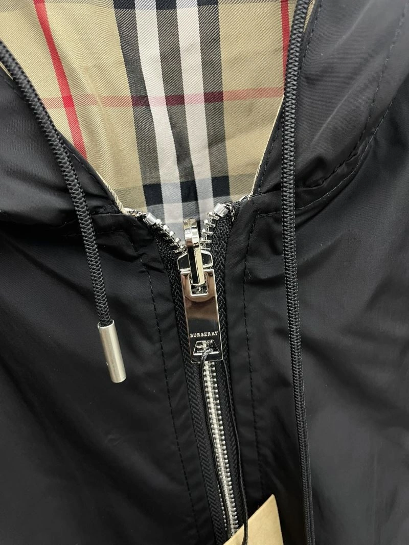 Economical Burberry Outwear