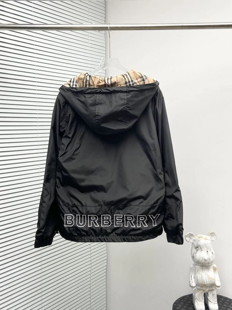 Top match Burberry Outwear