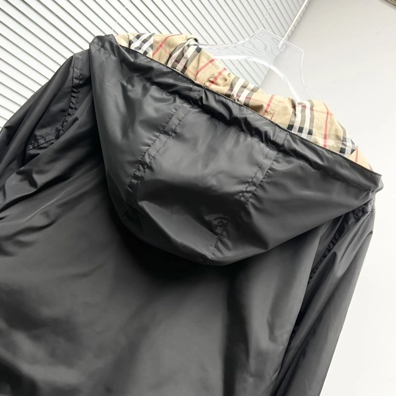 Top match Burberry Outwear