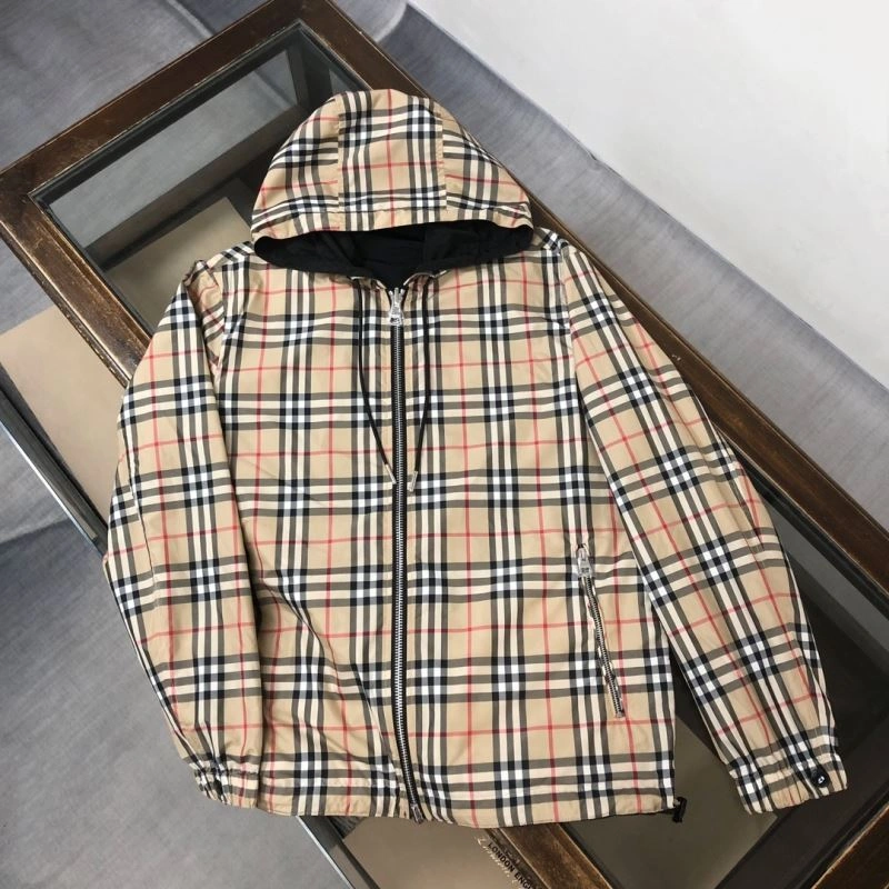 Top match Burberry Outwear