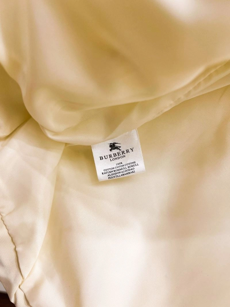 Brand-original Burberry Outwear