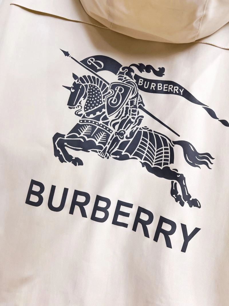 Brand-original Burberry Outwear