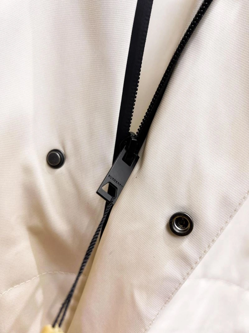 Brand-original Burberry Outwear