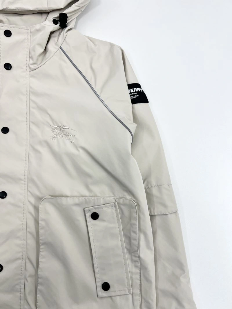 Legit Burberry Outwear