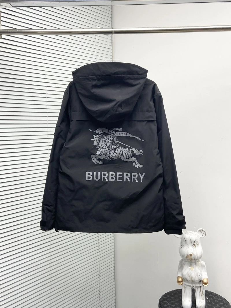 Bargain Burberry Outwear