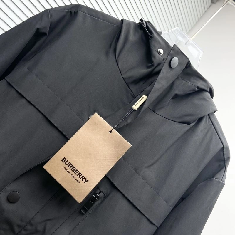 Bargain Burberry Outwear