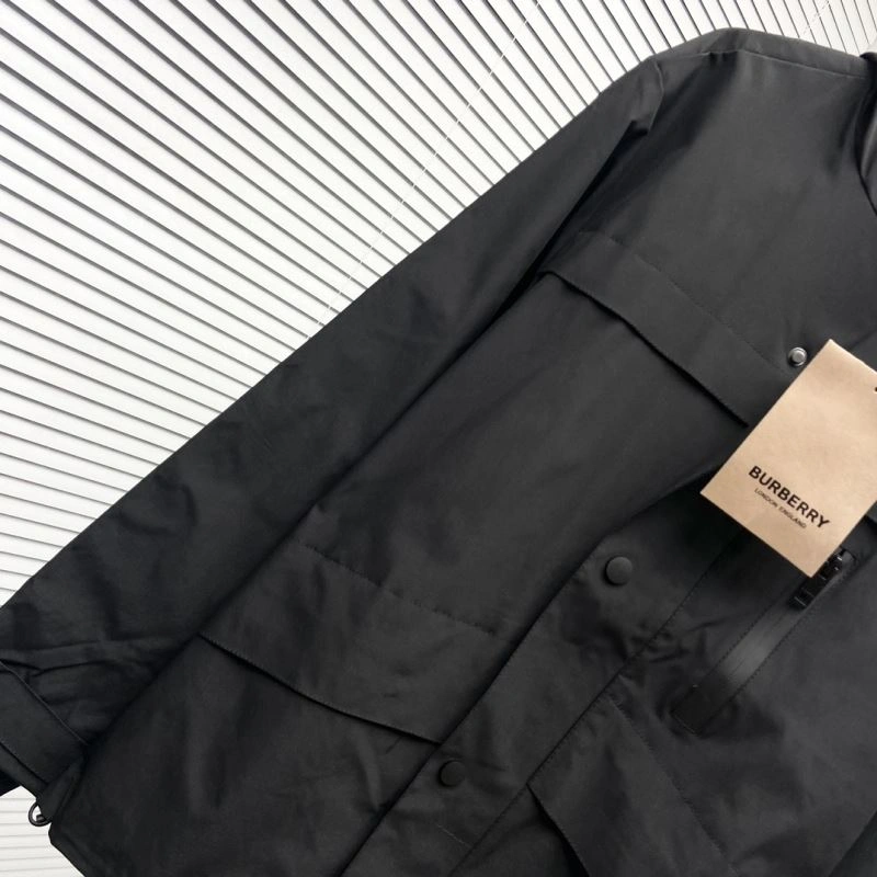 Bargain Burberry Outwear
