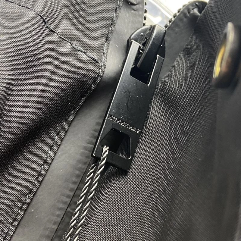 Bargain Burberry Outwear