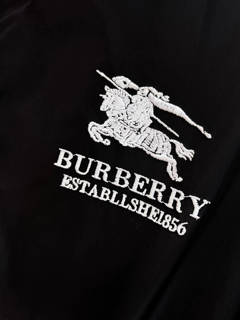 Economical Burberry Outwear