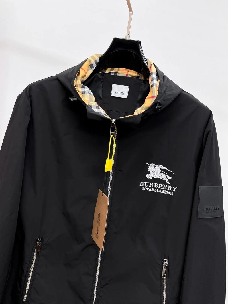 Economical Burberry Outwear