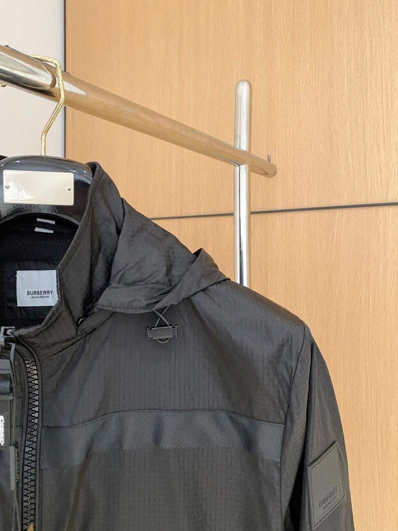 High accuracy Burberry Outwear