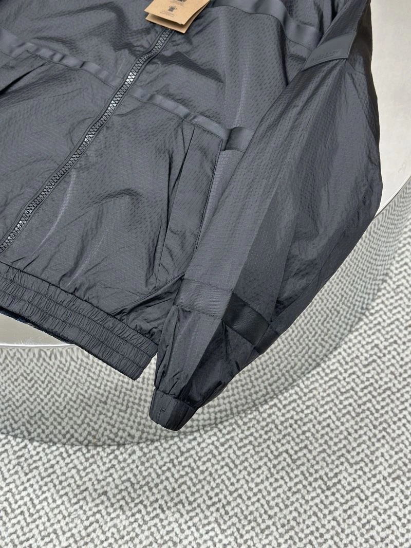 Brand-original Burberry Outwear