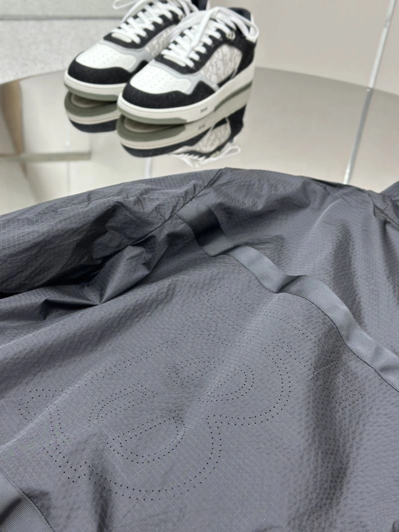 Brand-original Burberry Outwear