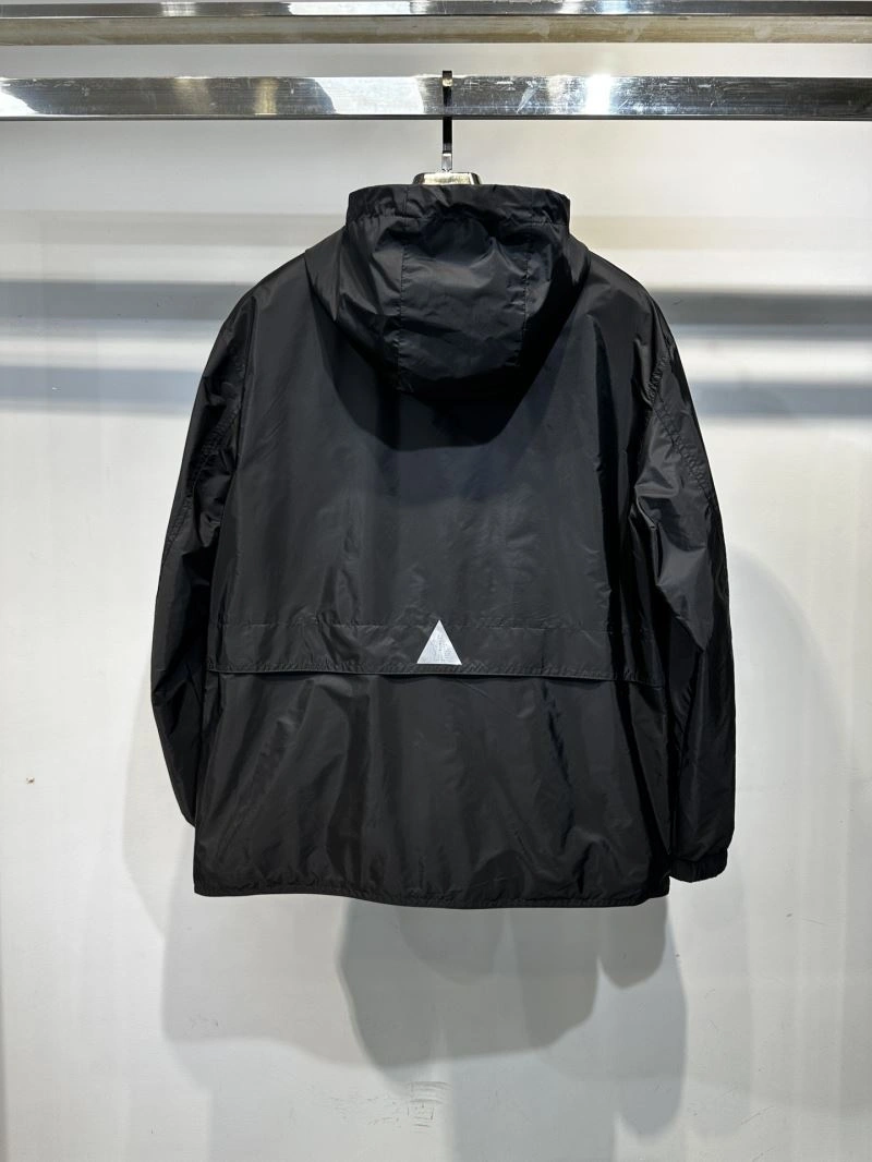Brand-original Burberry Outwear