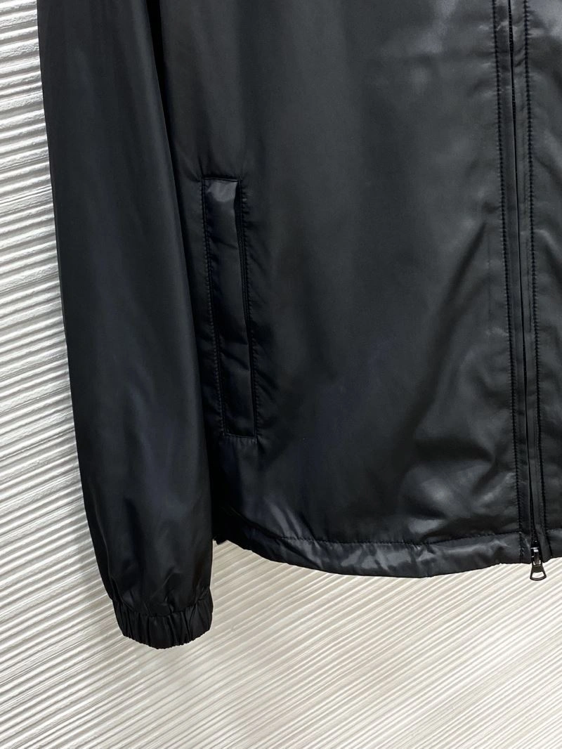 Legit Burberry Outwear