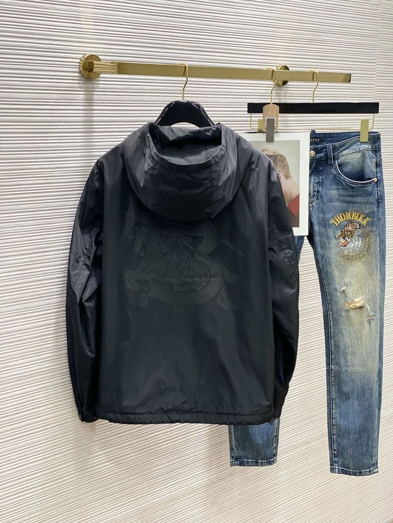 Legit Burberry Outwear