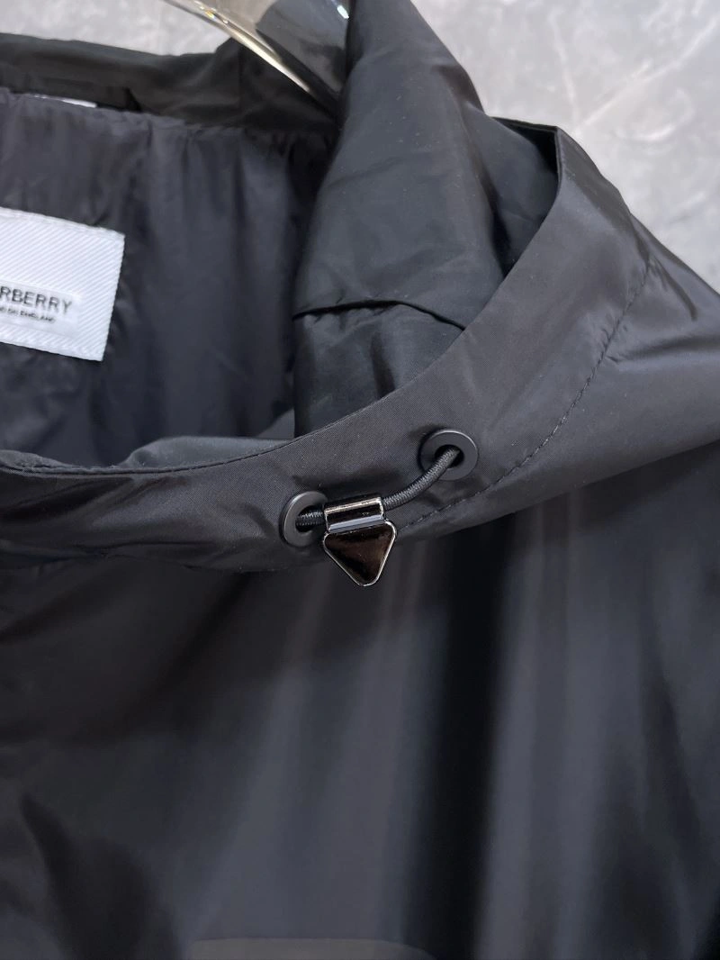 Discounted Burberry Outwear