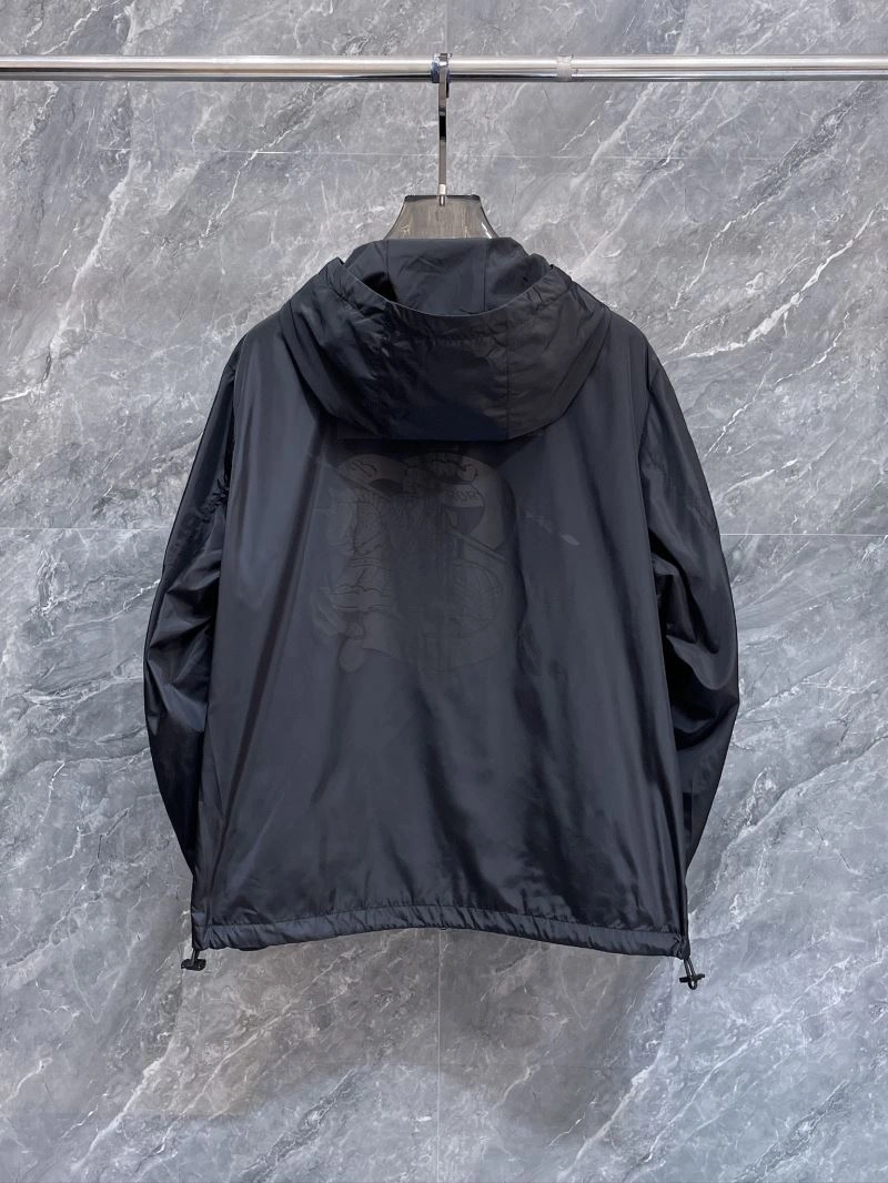 Discounted Burberry Outwear