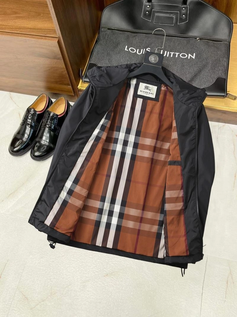 Accurate model Burberry Outwear