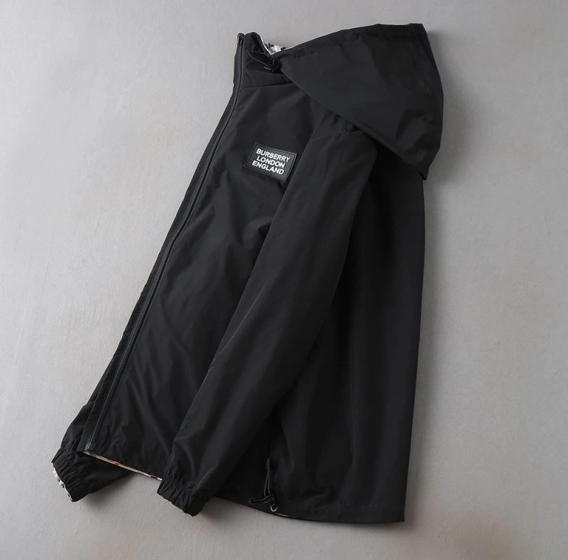 Official Burberry Outwear