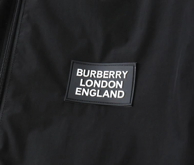 Official Burberry Outwear