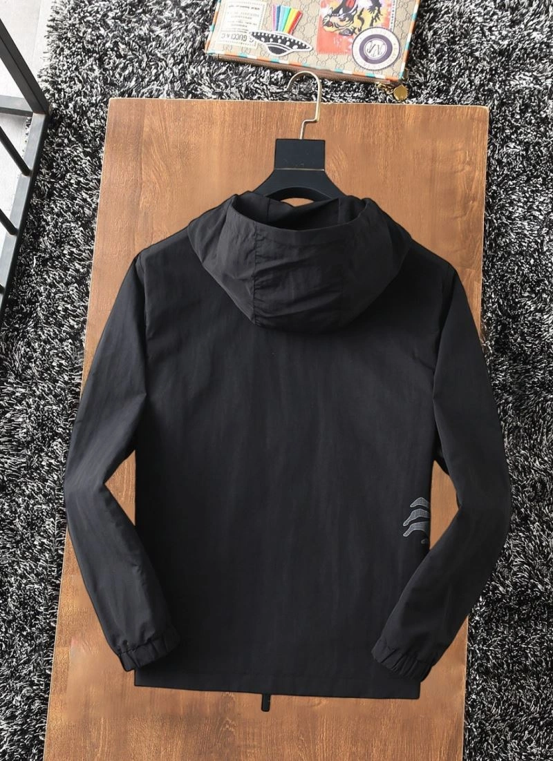 Bargain Burberry Outwear