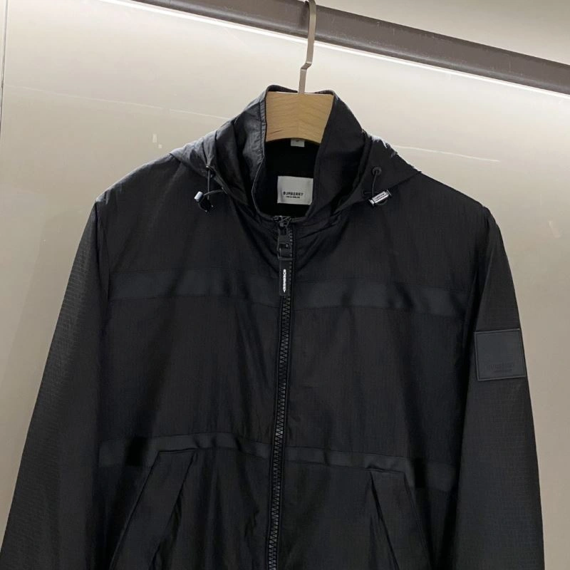 Accurate model Burberry Outwear