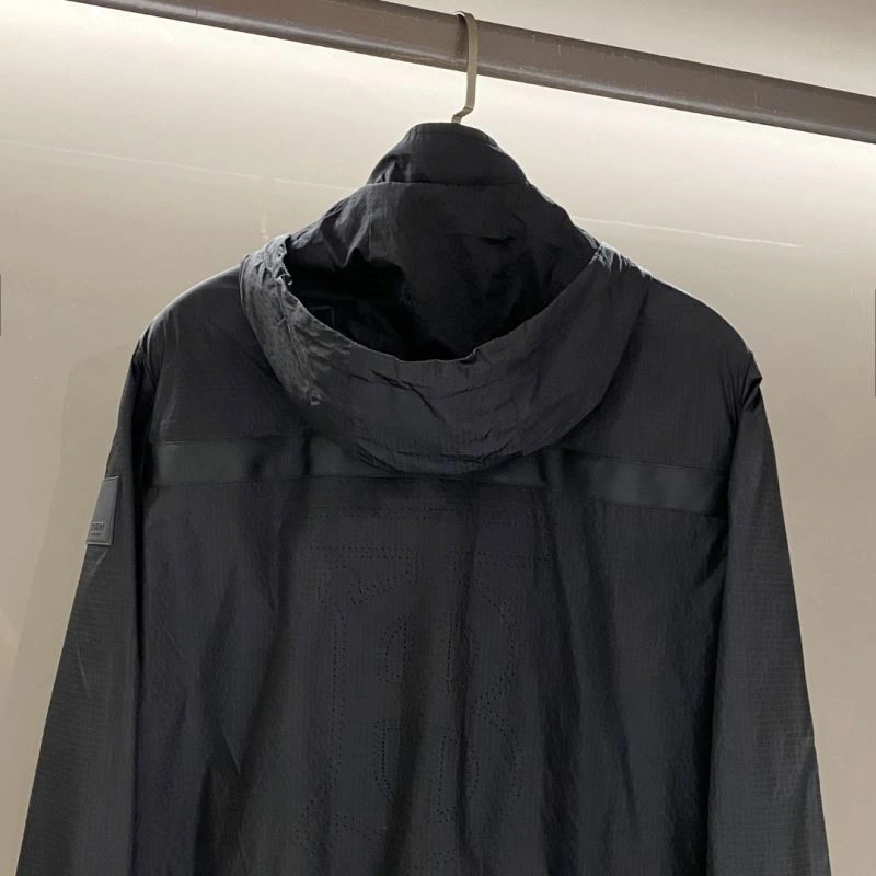 Accurate model Burberry Outwear
